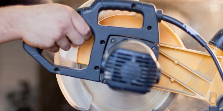 How to Cut Baseboard Inside Corners With Miter Saw: Expert Tips