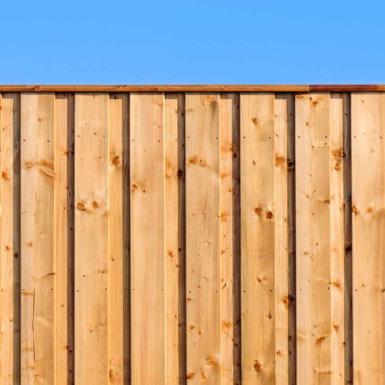 DIY Wood And Metal Fence: Stunning Ideas to Transform Your Yard