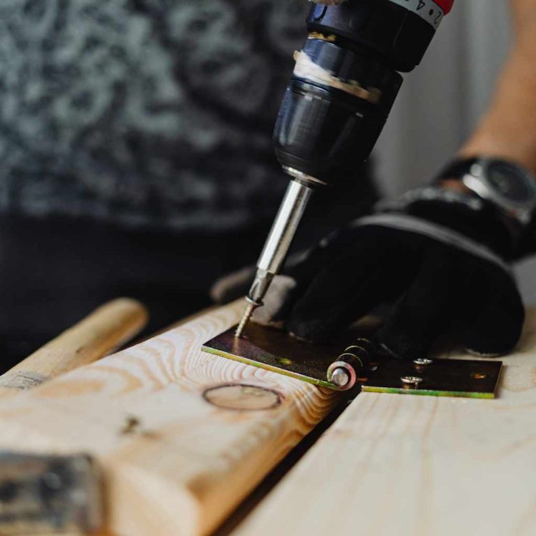 How to Fasten Wood to Metal: Ultimate Guide for Strong Bonds